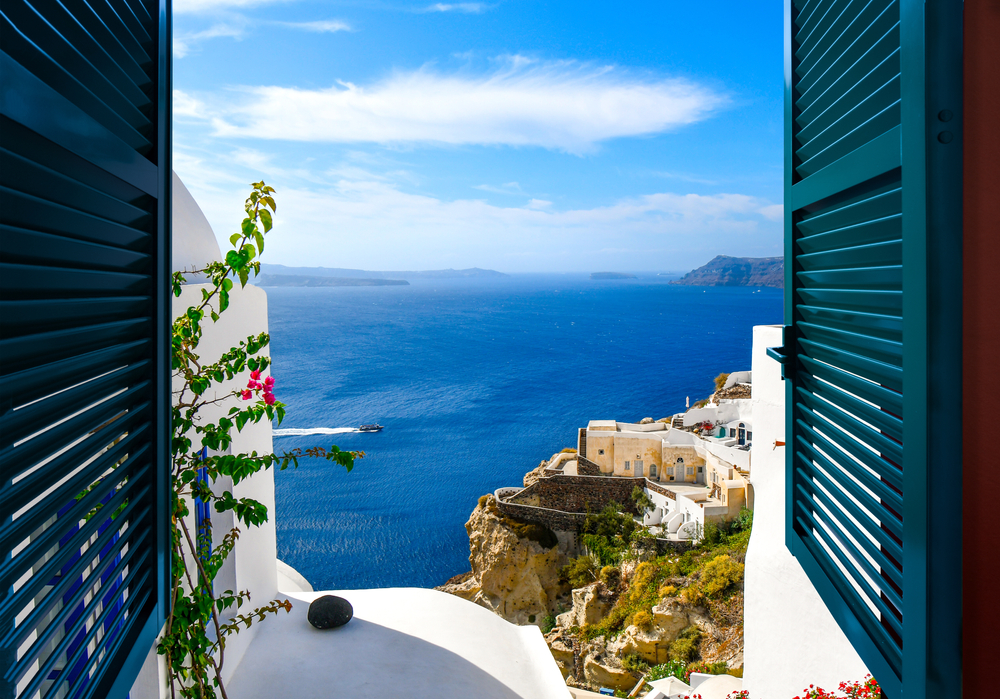 Greece Gets Investment-Grade Rating