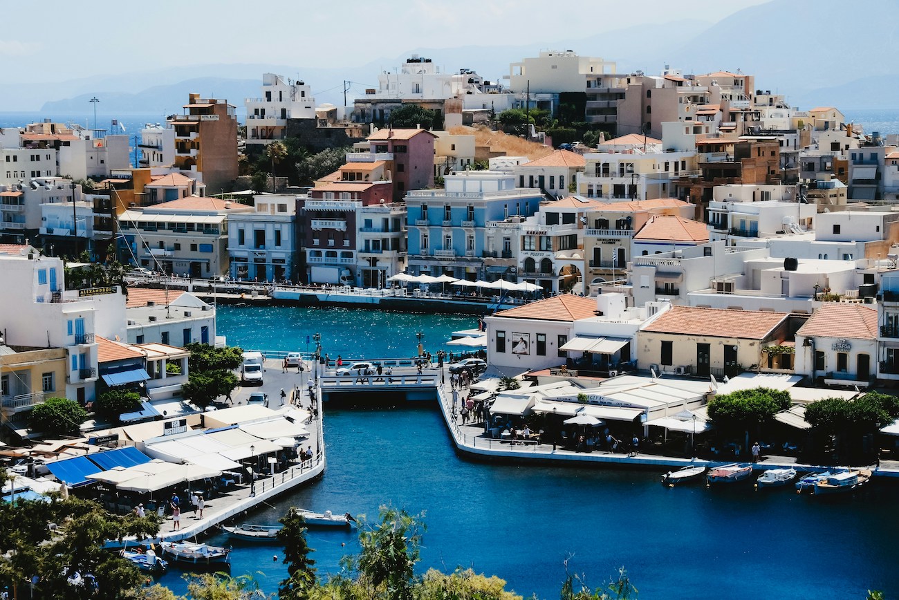 What is the weather like in Crete year-round? - Elxis