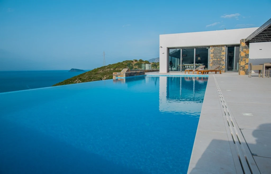 Mediterranean Blue Villa - Villa for Sale in Istron