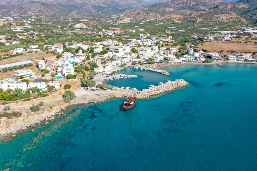 Is public transport good in Crete? - Elxis