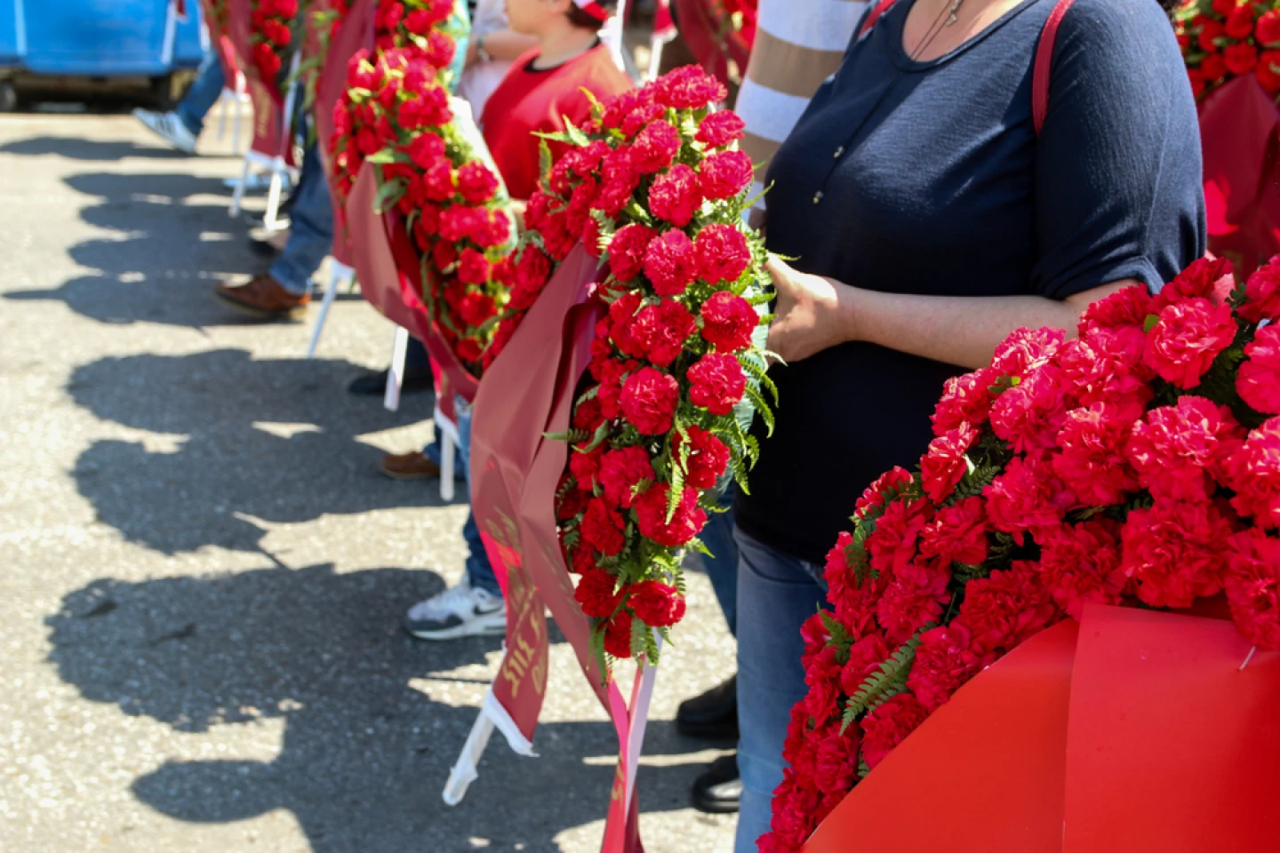 Labor Day in Greece: The Best Celebrations on May 1st - Elxis
